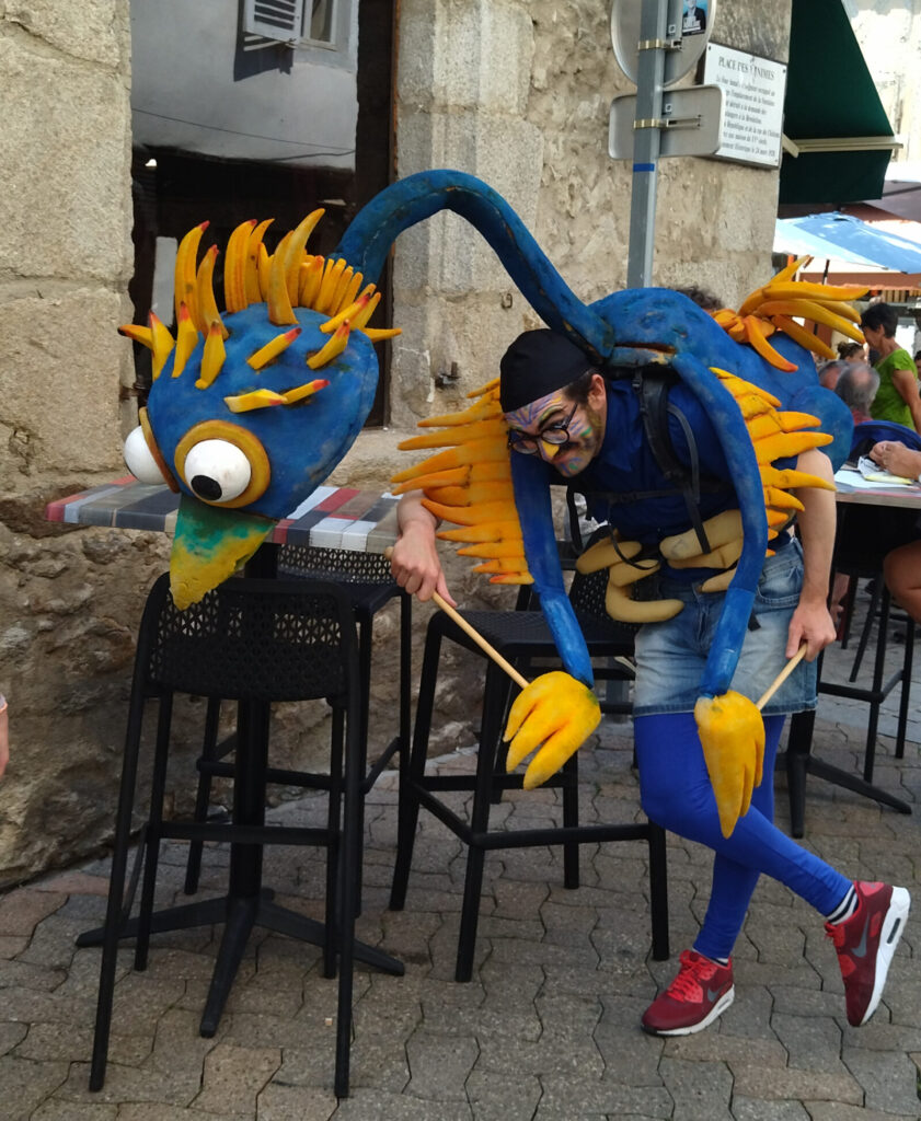 Les Piafos - Tourbillon de plumes et de percussions